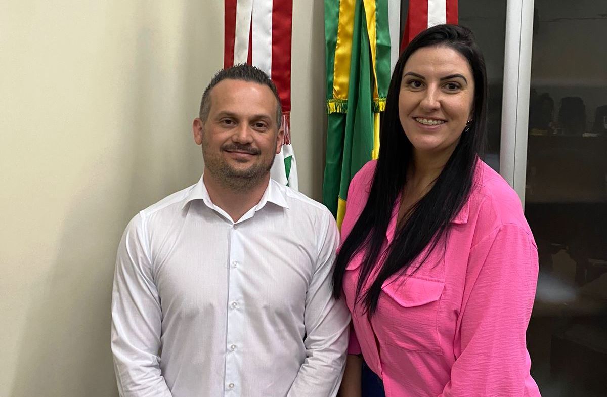 Vereadores Ana Paula Reiter e Farm Elton Possamai fazem indicação para ...