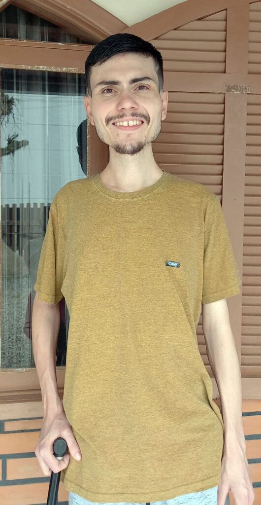 A Jornada de Gabriel Dutra Contra a Distrofia Muscular de Becker - Portal Timbó Net